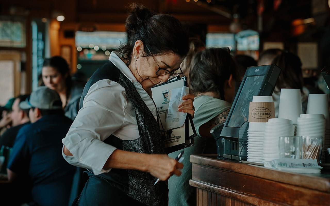 Service Industry Skills: Key Lessons Learned at Work