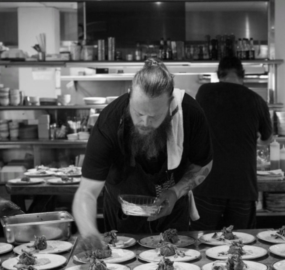 How to Hire Cooks: Expert Tips for Restaurant Staffing